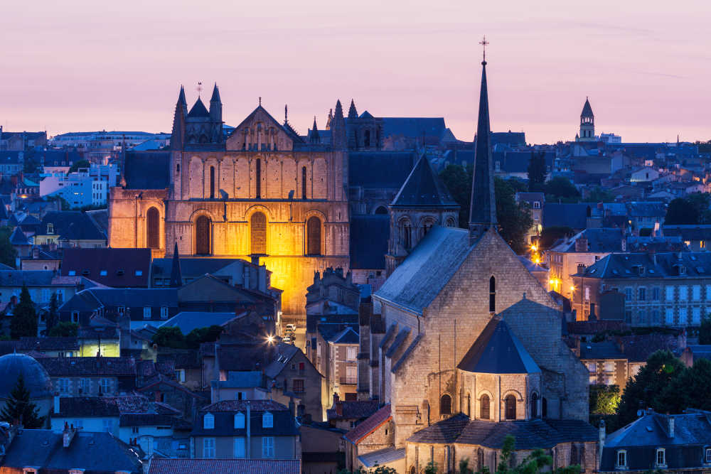 Goedkope vliegtickets Pitou-Charentes | CheapTickets.be